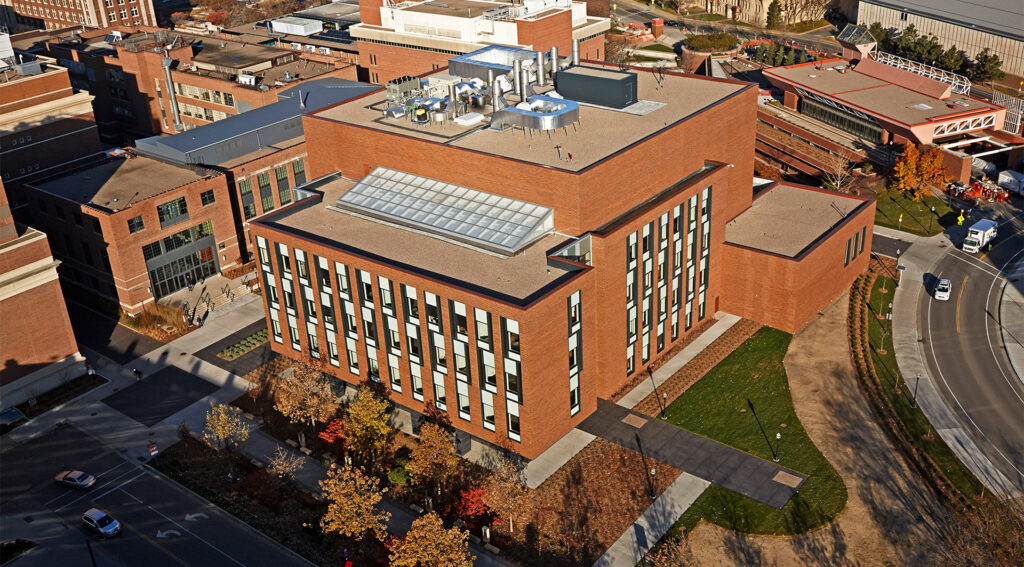 UMN, Physics and Nanotechnology Research Facility - MBJ